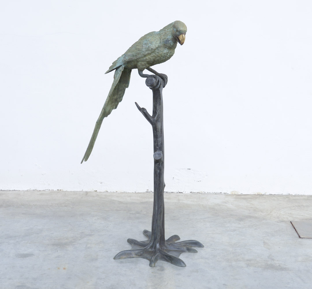 Large Decorative Bronze Macaw Parrot Sculpture - Vintage Design Point