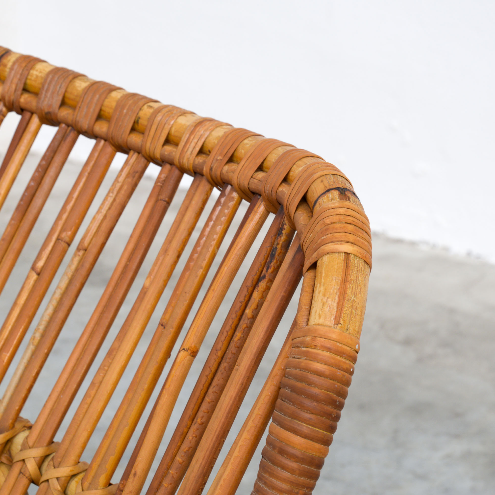 Low Rattan Easy Chair - Vintage Design Point