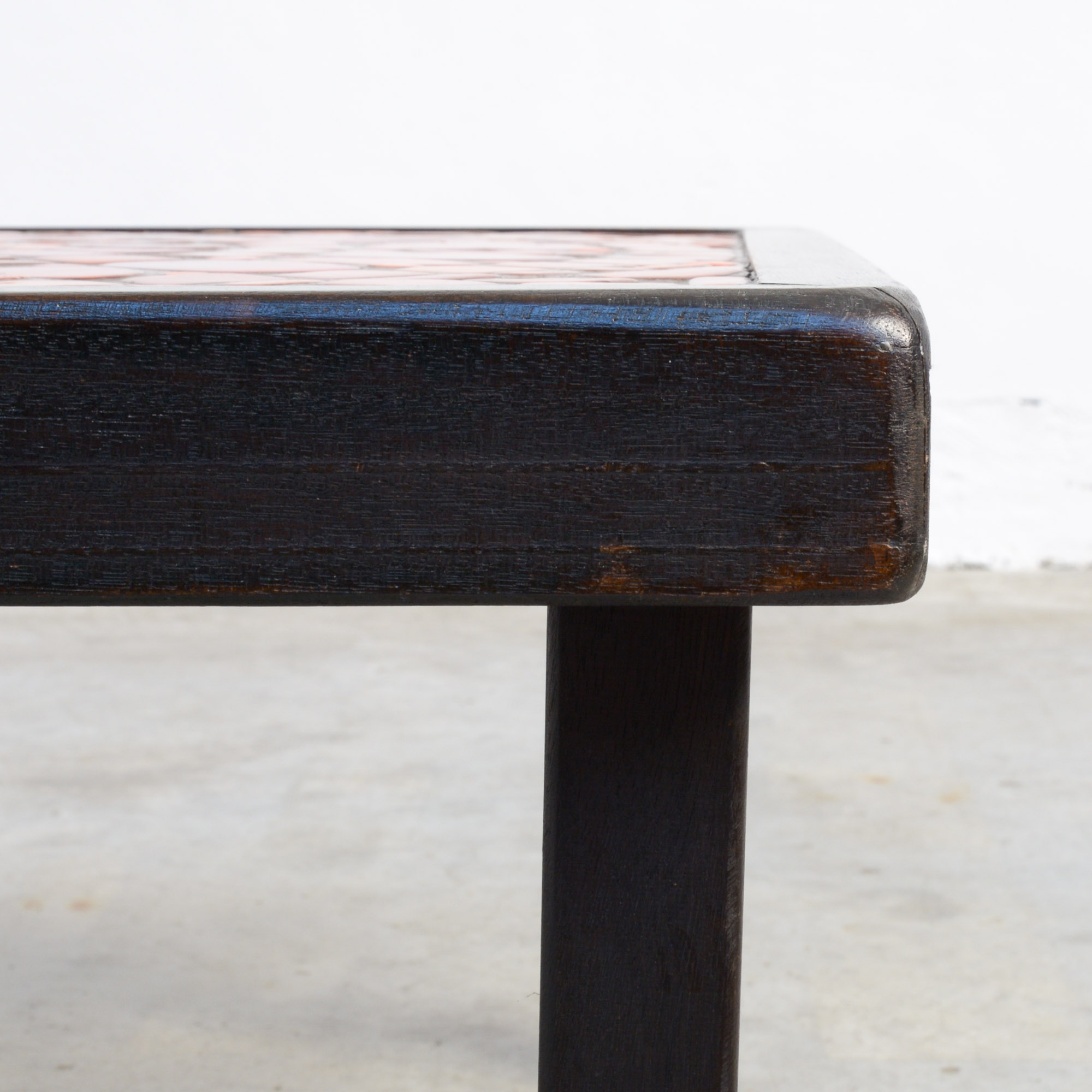 Red Ceramic Side Table - Vintage Design Point