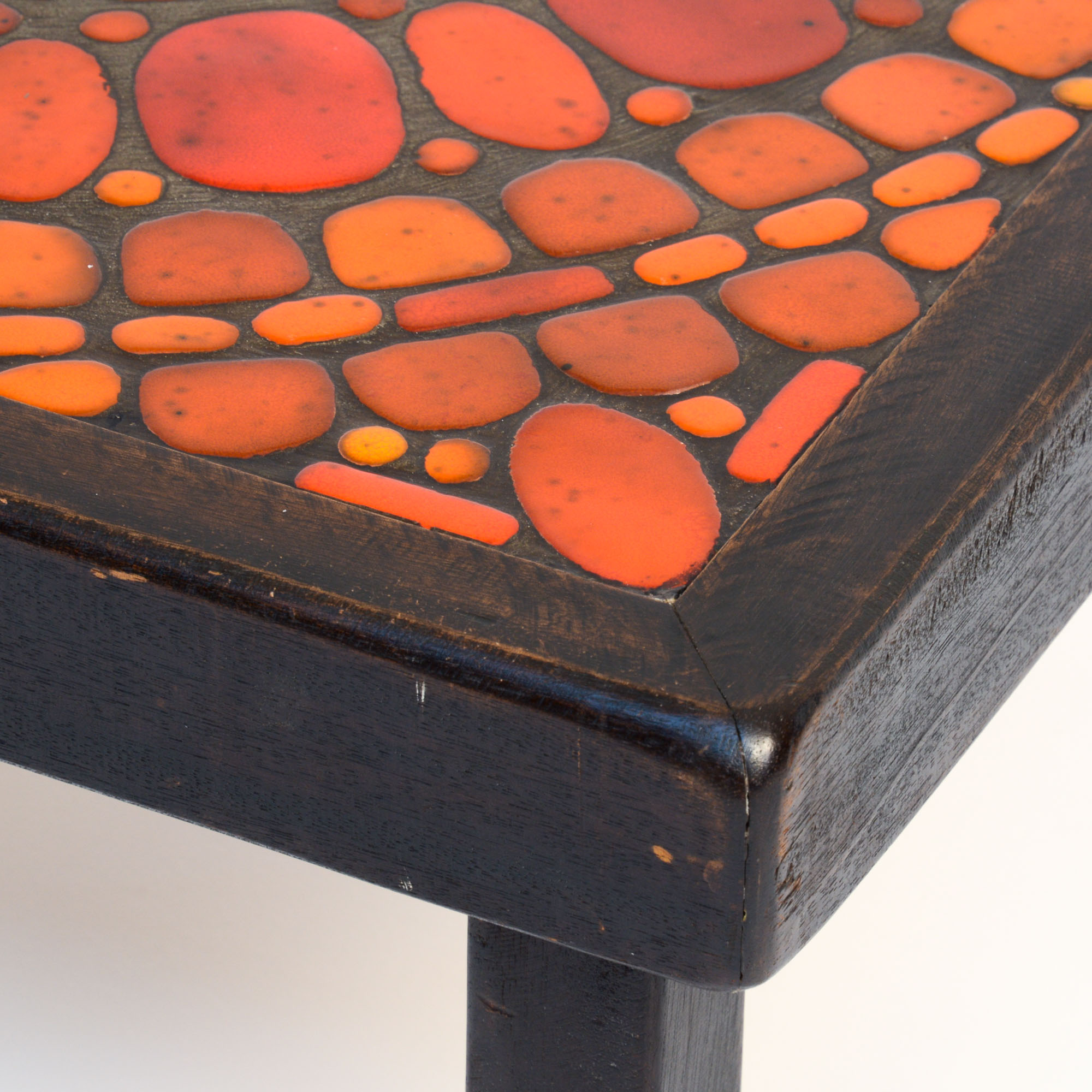 Red Ceramic Side Table - Vintage Design Point