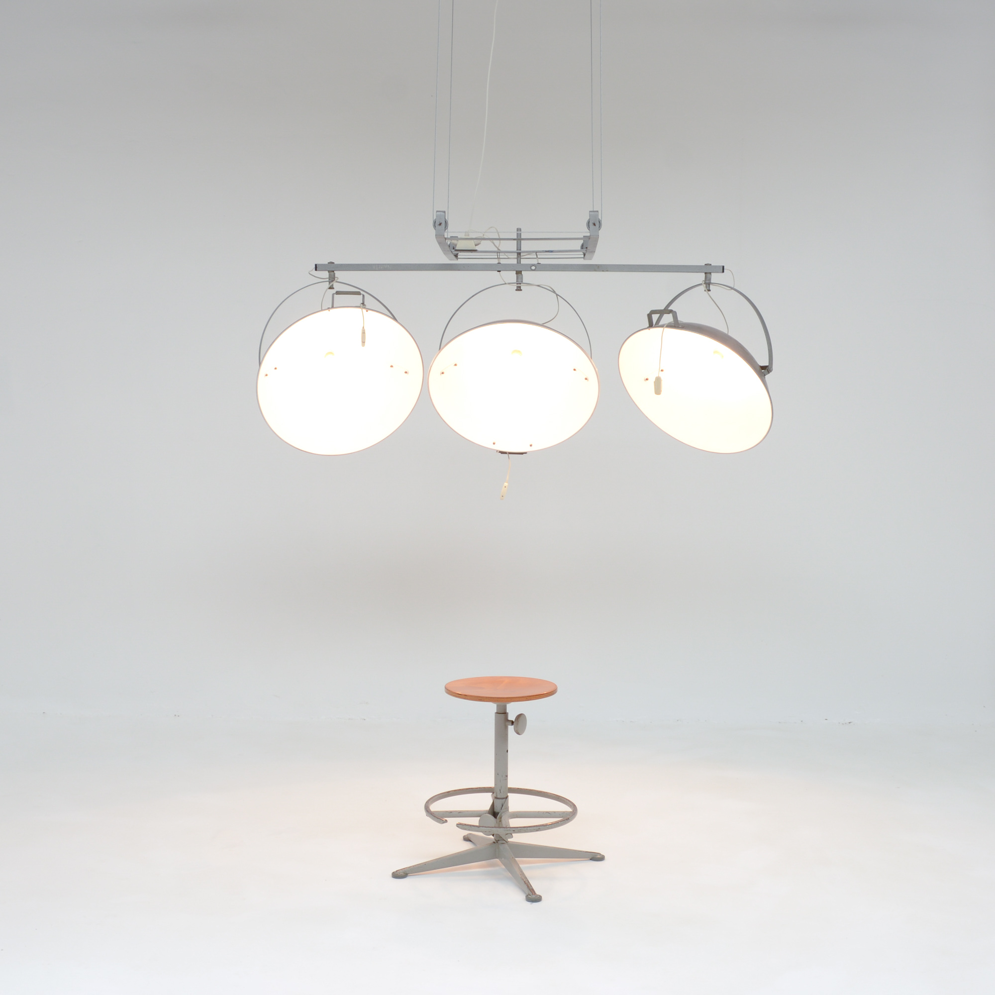 Large Mobile Ceiling Studio Lamp by Narita - Vintage Design Point