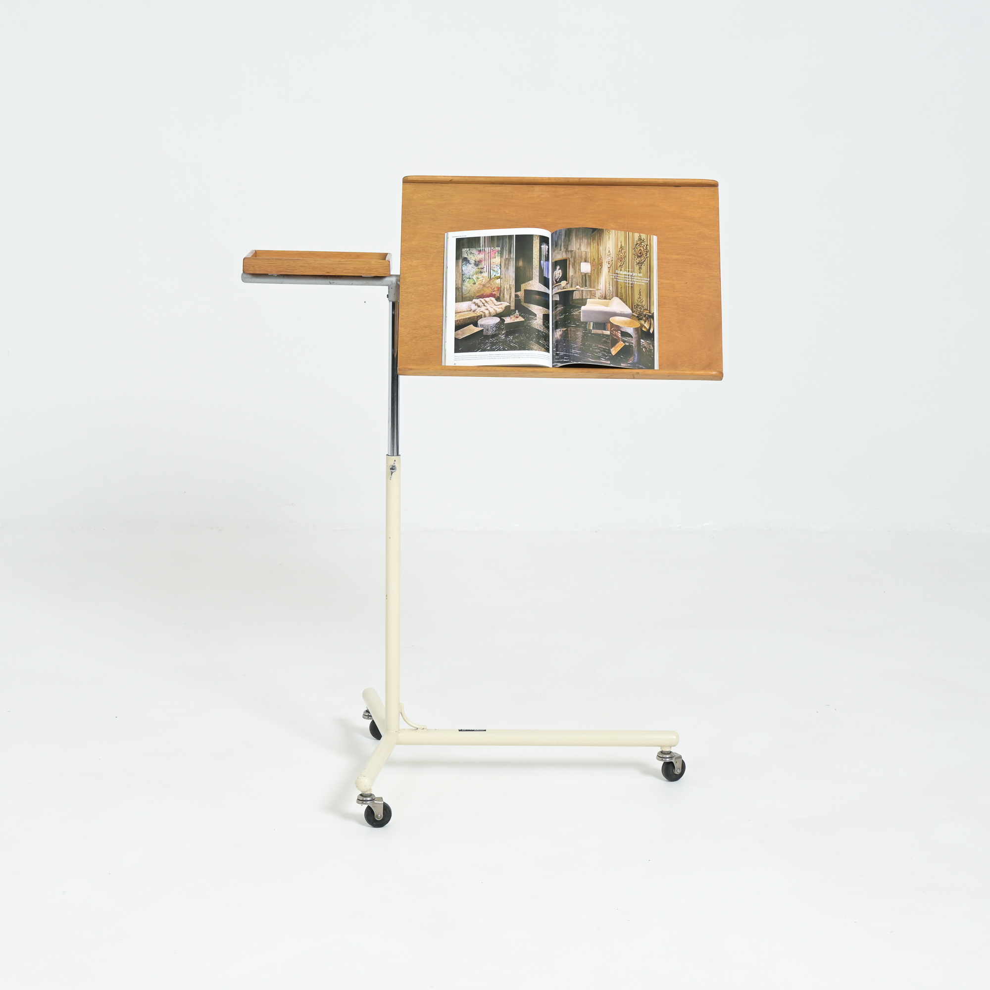 Industrial Adjustable Side Table by Manu Belge - Vintage Design Point