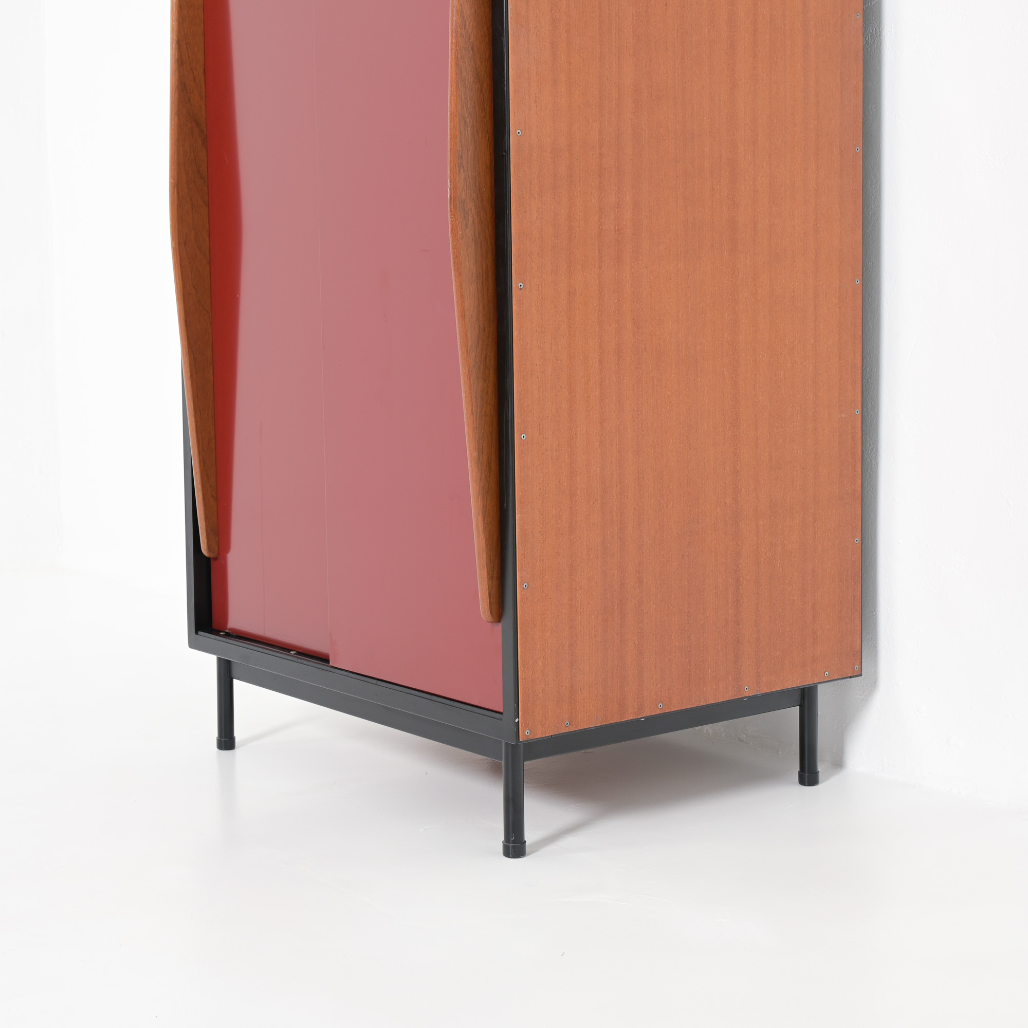 Wardrobe by Willy Van Der Meeren for Tubax - Vintage Design Point