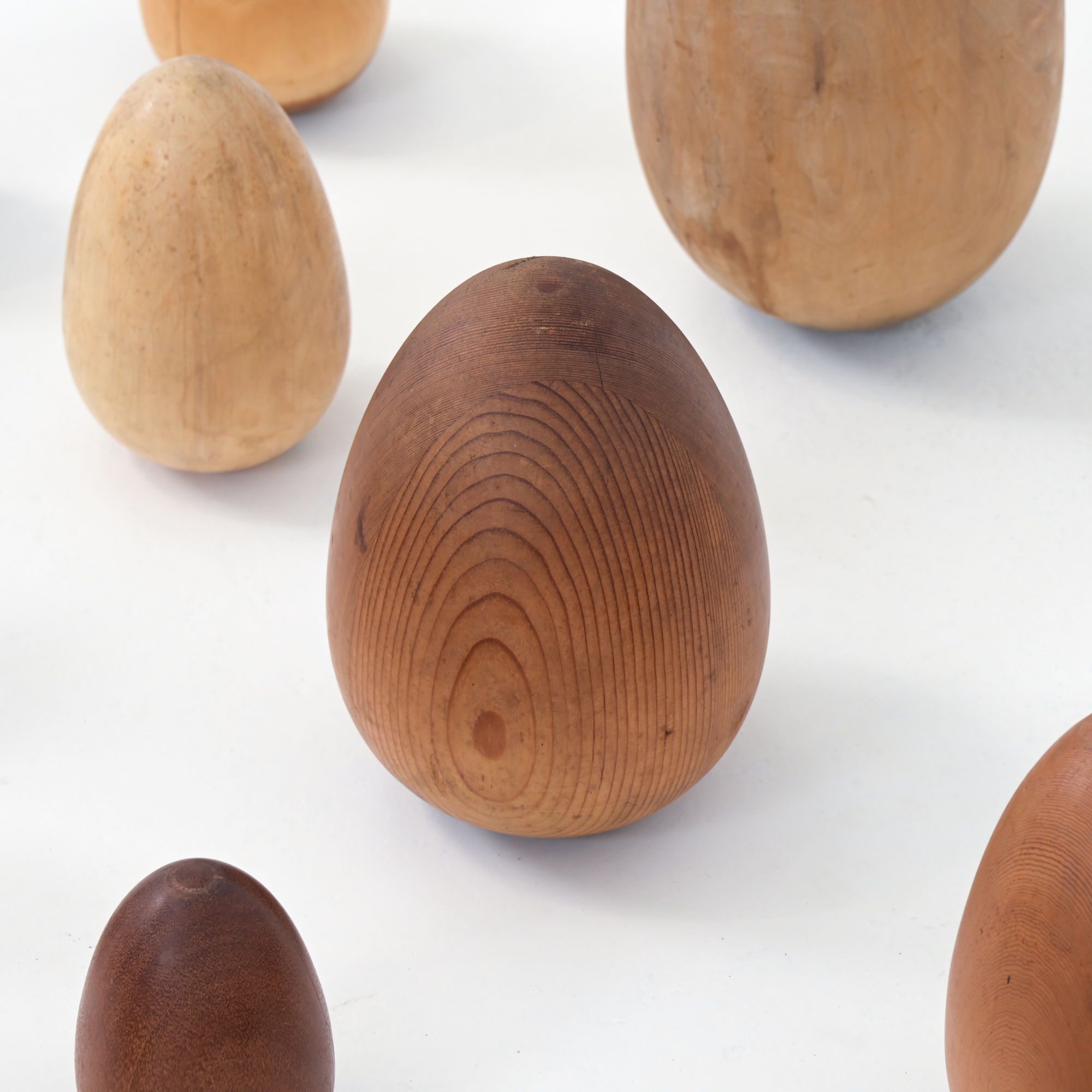 Collection of 68 Wooden Eggs - Vintage Design Point