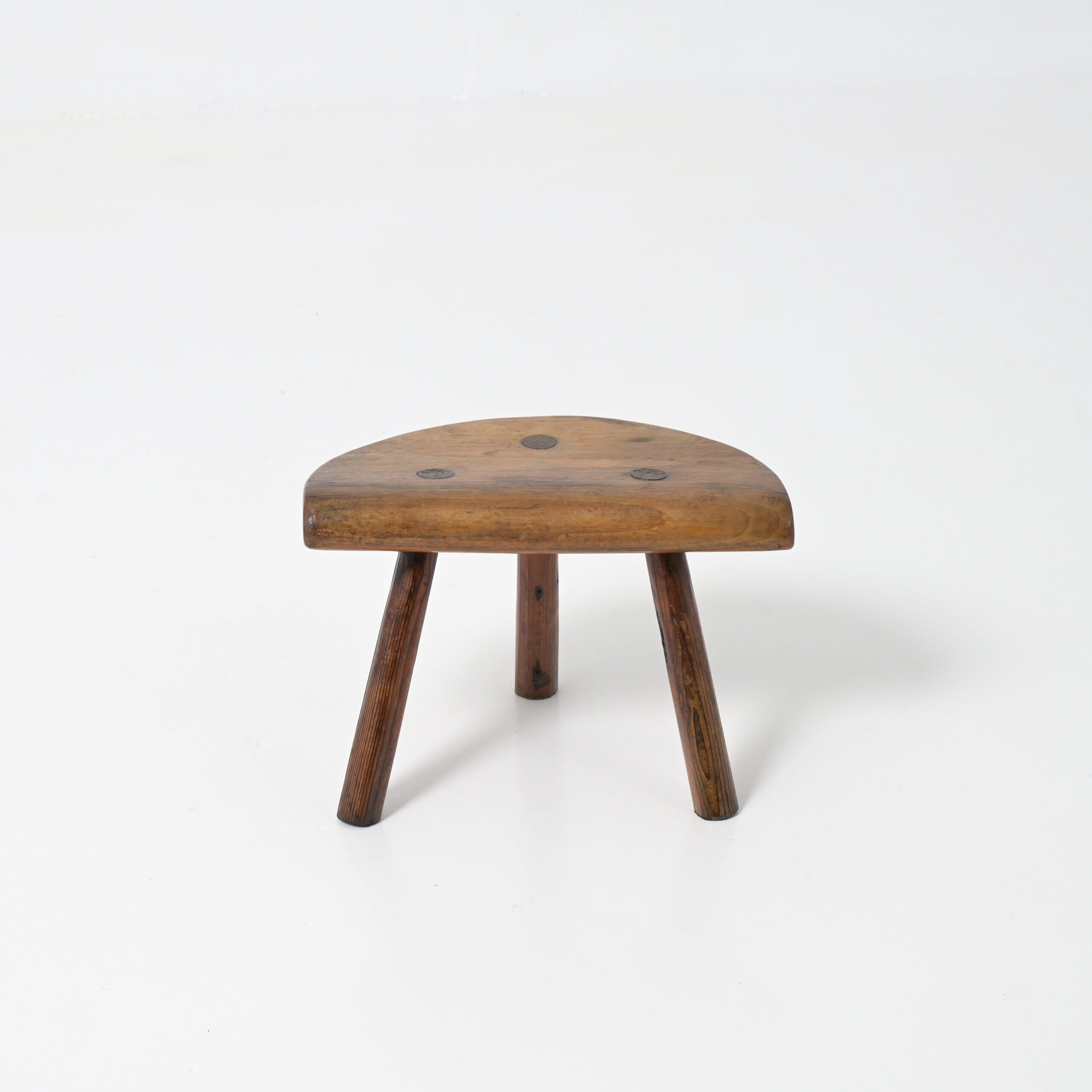 Brutalist wooden stool - Vintage Design Point